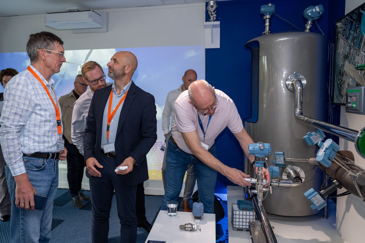 Emerson Digital Experience Center Helps Manufacturers Realise Safety ...