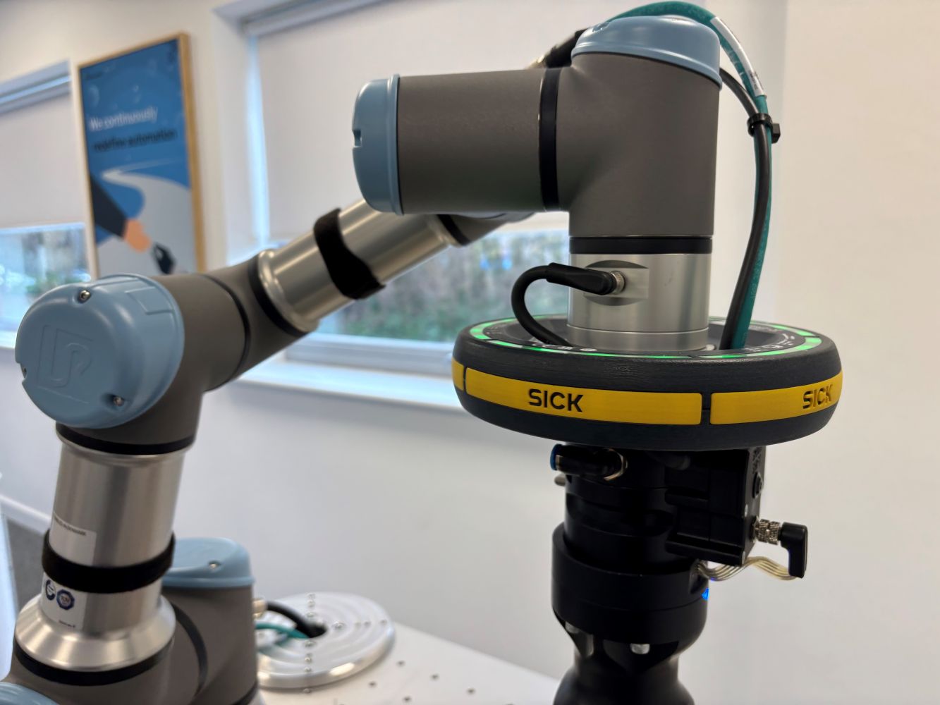 SICK’s End-of-Arm-Safeguard (EOAS) for Universal Robots excites ...